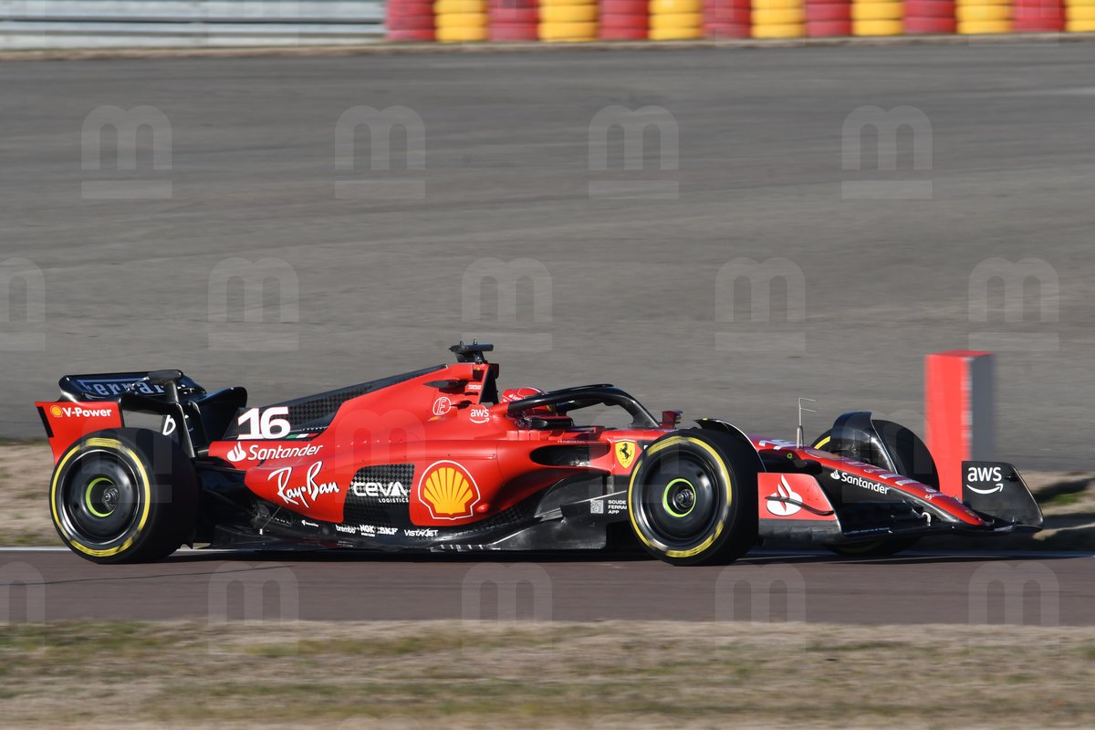 Las fotos de Sainz y Leclerc en el filming day del nuevo Ferrari SF-23