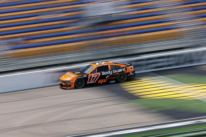 Kyle Busch walks away from major practice crash at Iowa Speedway