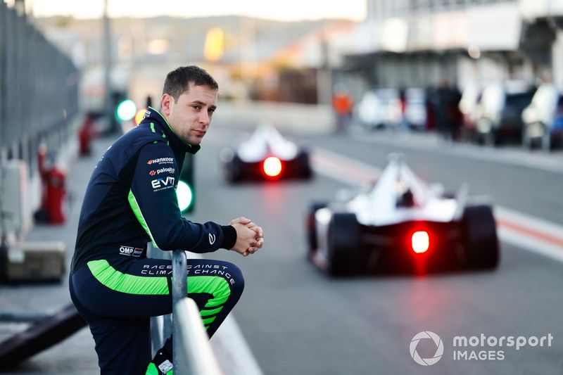 Robin Frijns Profile - Bio, News, High-Res Photos & High Quality Videos