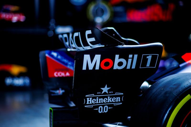 Red Bull dévoile officiellement la RB21 de Verstappen et Lawson