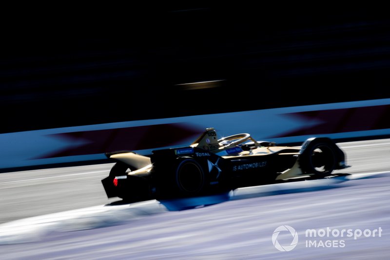 James Rossiter Profile - Bio, News, High-Res Photos & High Quality Videos