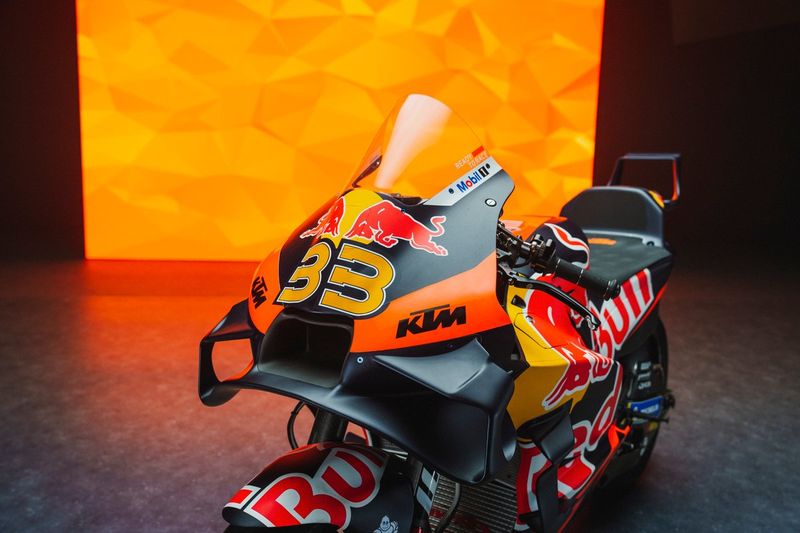 KTM, 2024 için RC16 MotoGP motosikletlerini tanıttı
