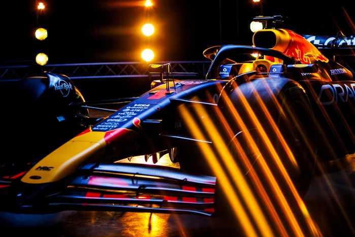 Red Bull onthult RB21 van Max Verstappen en Liam Lawson