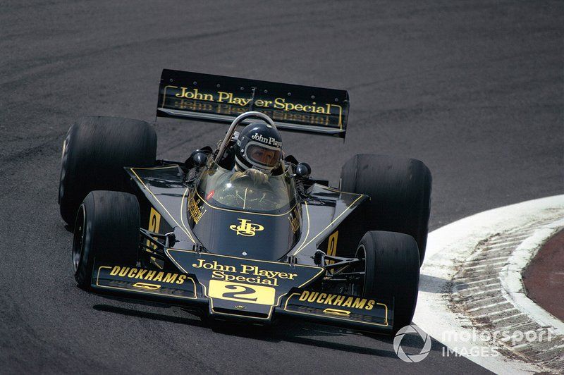 Gallery: Black and gold liveries in F1