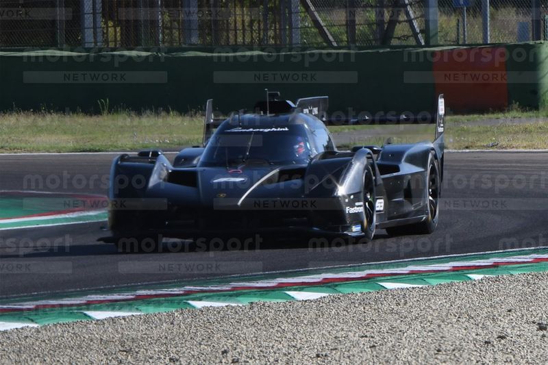 Lamborghini LMDh hits the track for the first time ahead of 2024 WEC ...