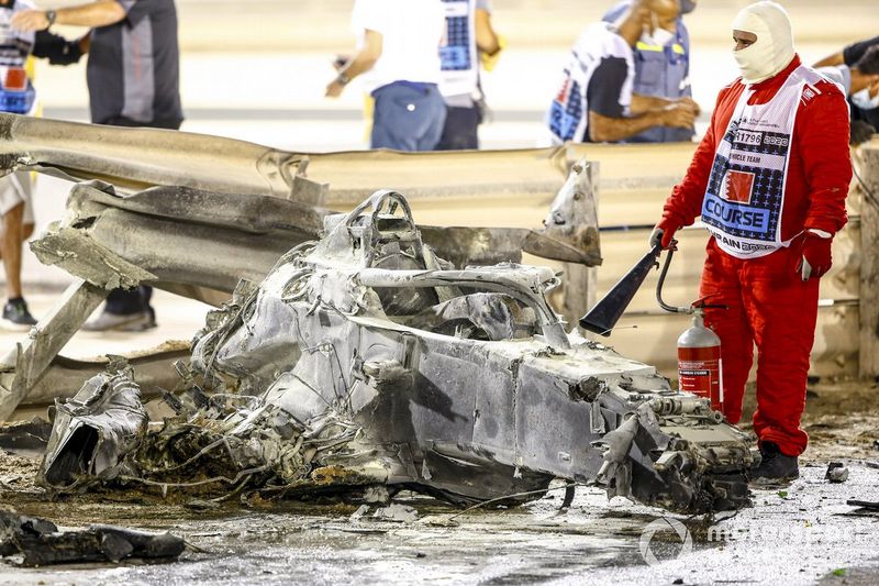 F1 photos: Romain Grosjean's Haas Bahrain fireball crash