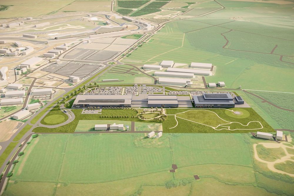 Aston Martin'in son teknoloji fabrikasının inşası devam ediyor