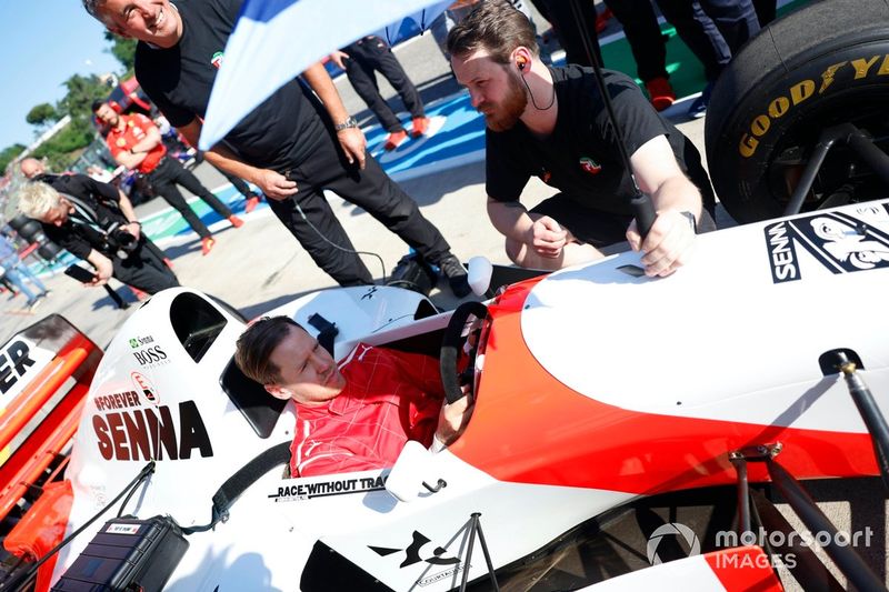 F1 | Video: l'omaggio di Vettel a Senna con la sua McLaren ad Imola