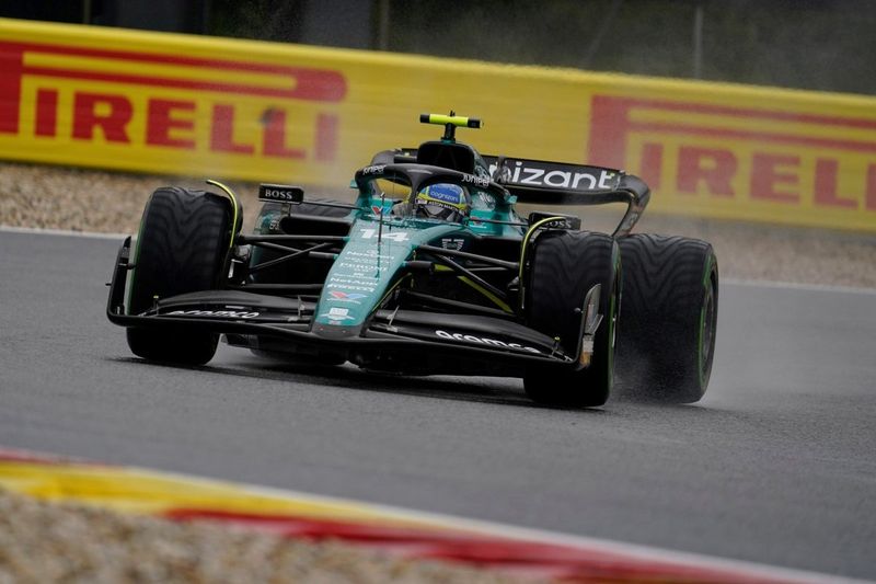Aston Martin F1 es prudente pero ve un rayo de esperanza tras Spa