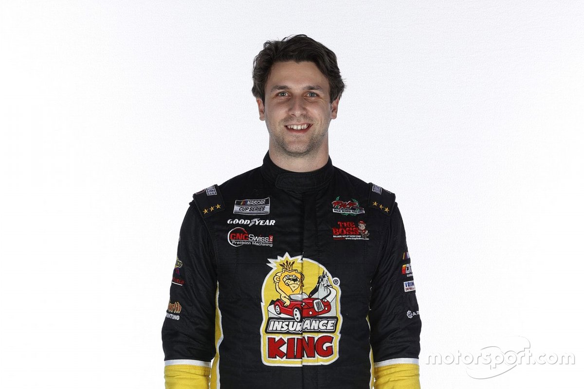 Josh Bilicki Profile - Bio, News, High-Res Photos & High Quality Videos