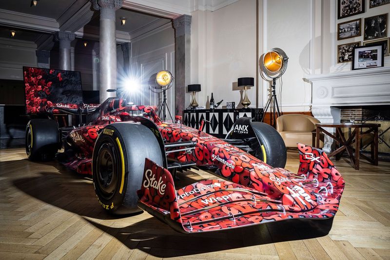 Ferrari, 2023 Formula 1 aracı SF-23'ü tanıttı!