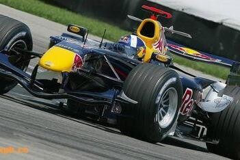 Red Bull bedankt Montoya