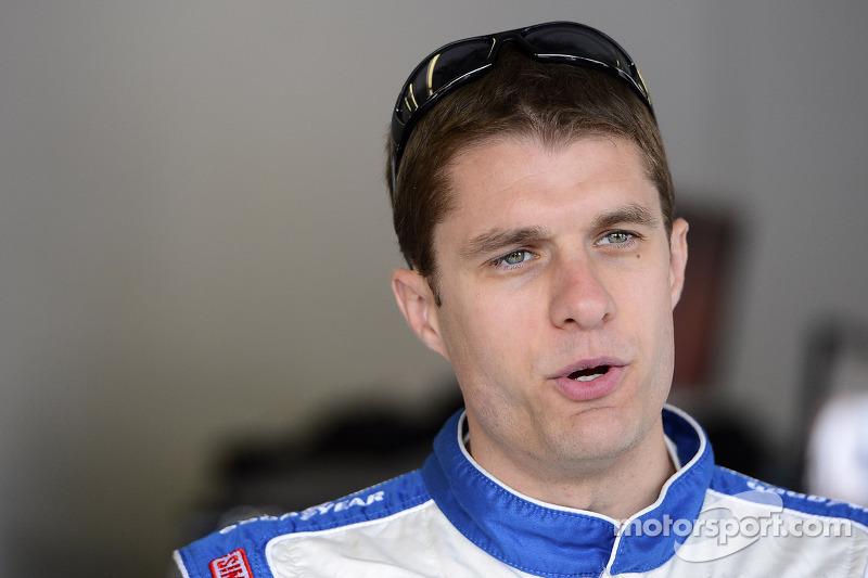 David Ragan looks to the flat track at the Phoenix 500