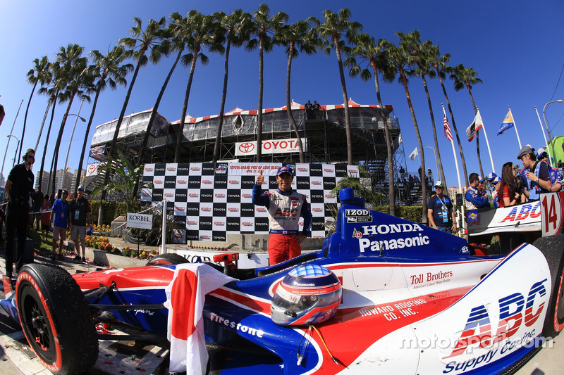 Sato stars as Honda rolls through Long Beach
