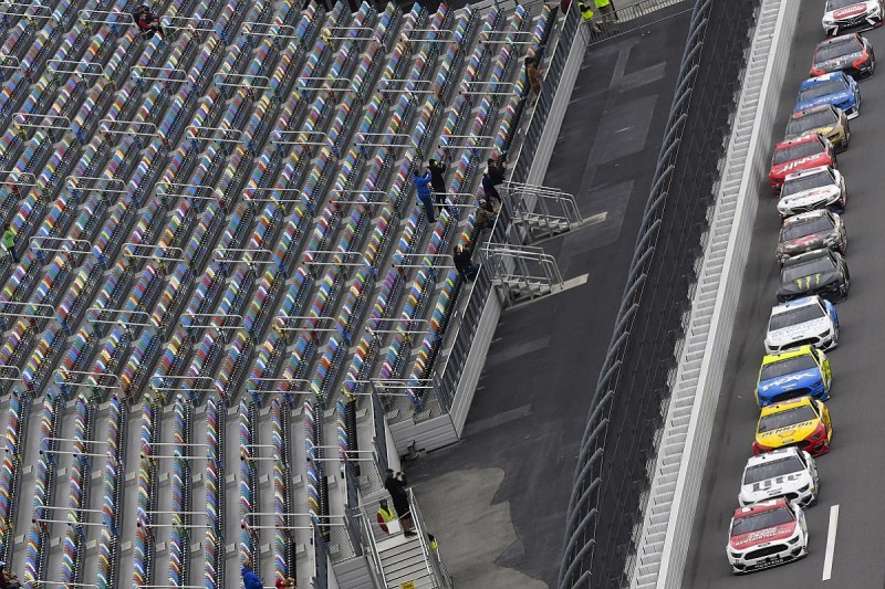 Single-file racing raises concerns for NASCAR's Daytona 500