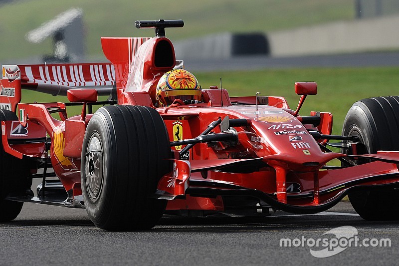Amikor a Ferrari 2008-as F1-es gépével küldheted neki a valóságban